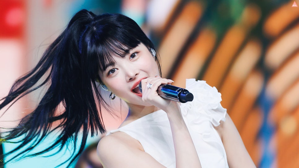 르세라핌 홍은채 No Return 무대 컴퓨터바탕화면by슬짱 네이버 블로그