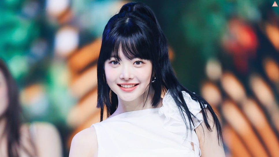 르세라핌 홍은채 No Return 무대 컴퓨터바탕화면by슬짱 네이버 블로그