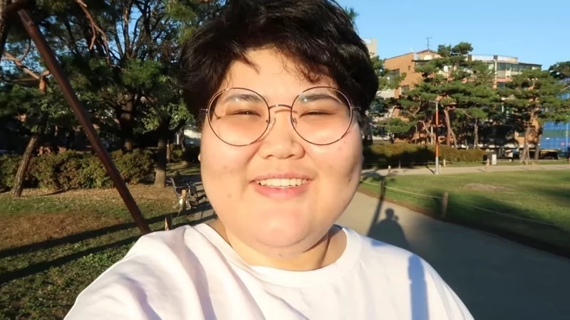 "유튜브 무서워서 활동 중단" 래디컬 페미니즘 유튜버 배리나(Bae Rina), 70kg 감량 후 근황 공개 : 네이버 블로그