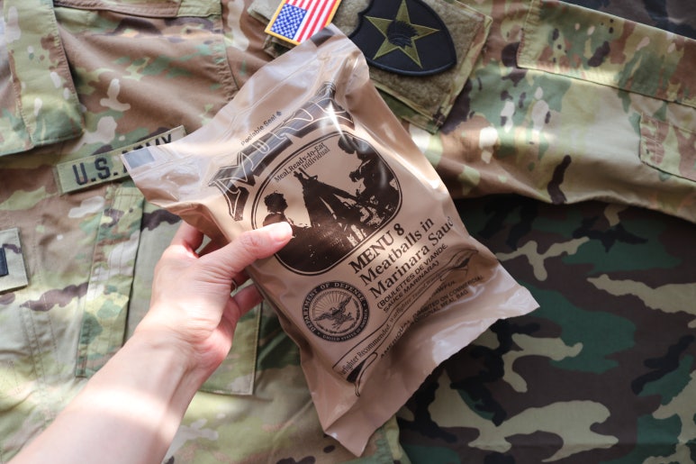 MRE menu8 meatballs in Marinara Sauce "중대장은 오늘도 씨레이션을 먹는다" : 네이버 블로그