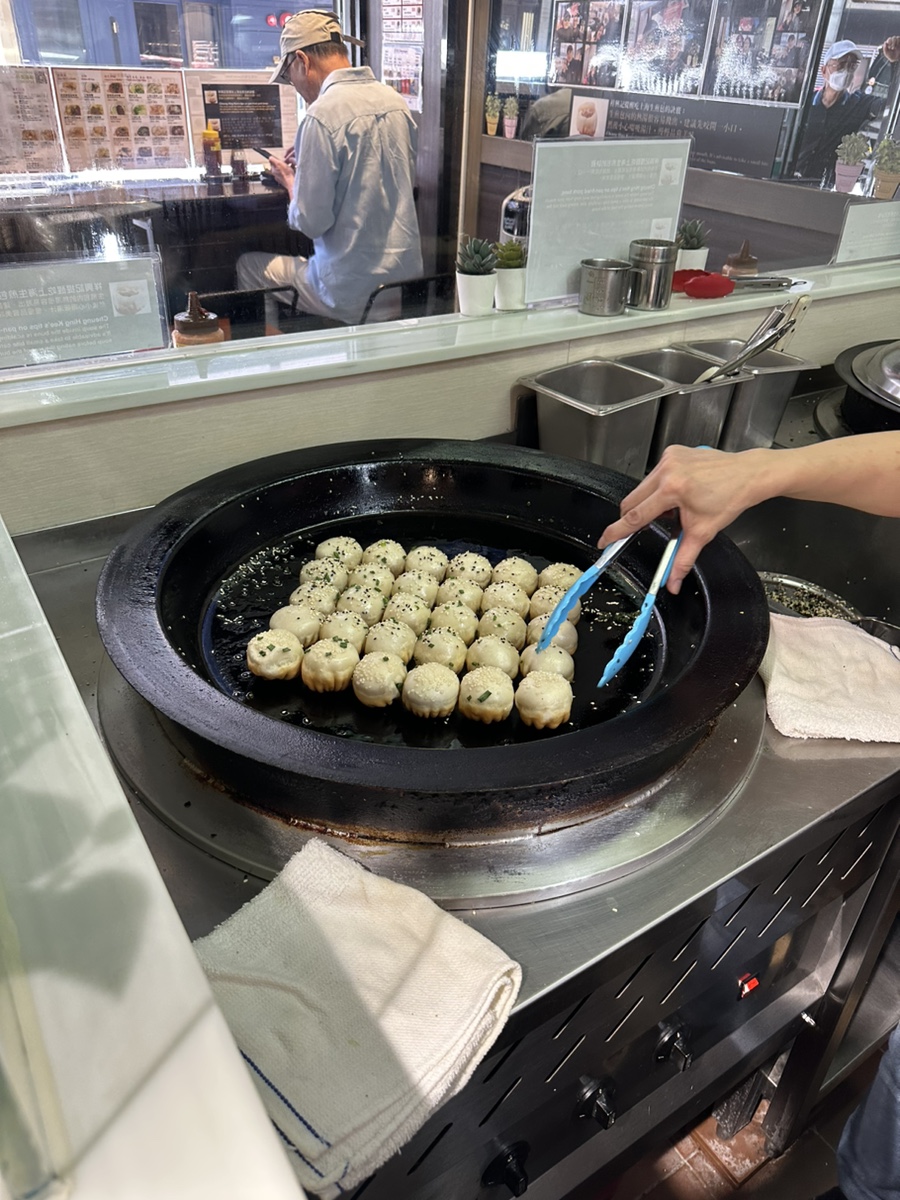 [홍콩] 청힝키 미슐랭 딤섬 맛집! Cheng Hing Kee Shanghai Pan-fried Buns : 네이버 블로그