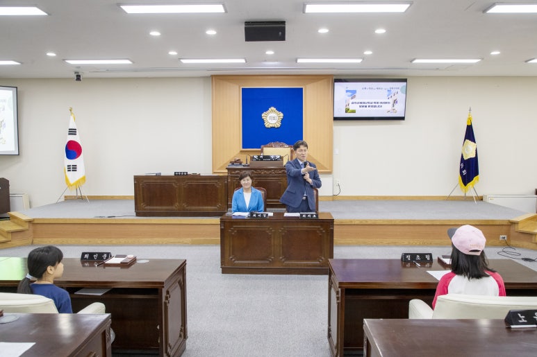 시사프리신문 강북구의회 삼각산재미난학교 학생 대상 ‘의회 견학 프로그램 운영