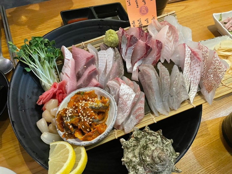 을지로 모듬 숙성회 맛집 [을지로술집] 가성비 만점 자연산 숙성회와 맛있는 튀김이 있는 이자카야 : 네이버 블로그