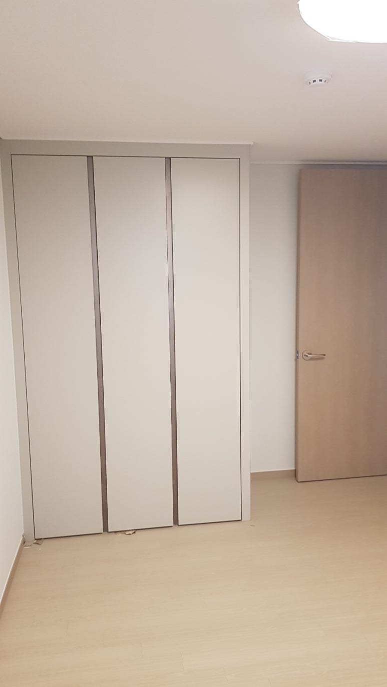 화성반정 아이파크 작은방붙박이장철거 거실아일랜드철거후 마루도배시공 네이버 블로그