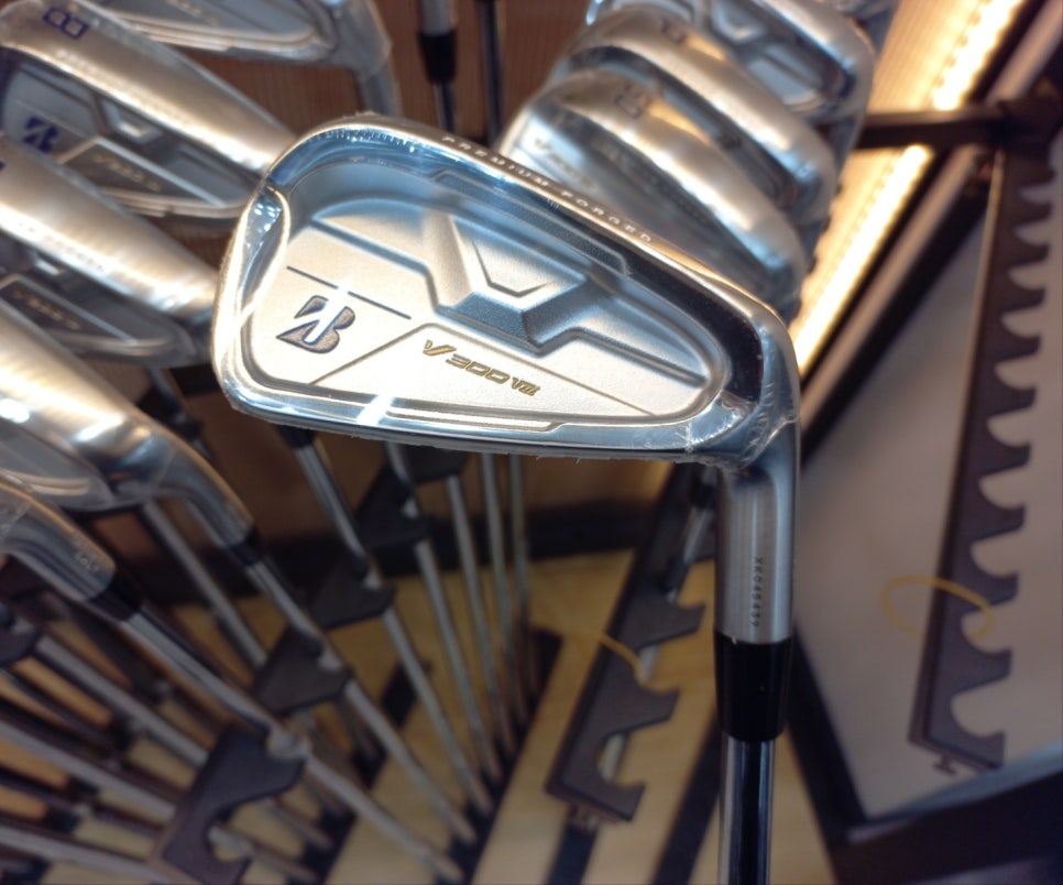 치기 쉬운 국민 아이언 추천 브릿지스톤 V300 8 세대 남성 여성용 커플로 구매했어요~! : 네이버 블로그