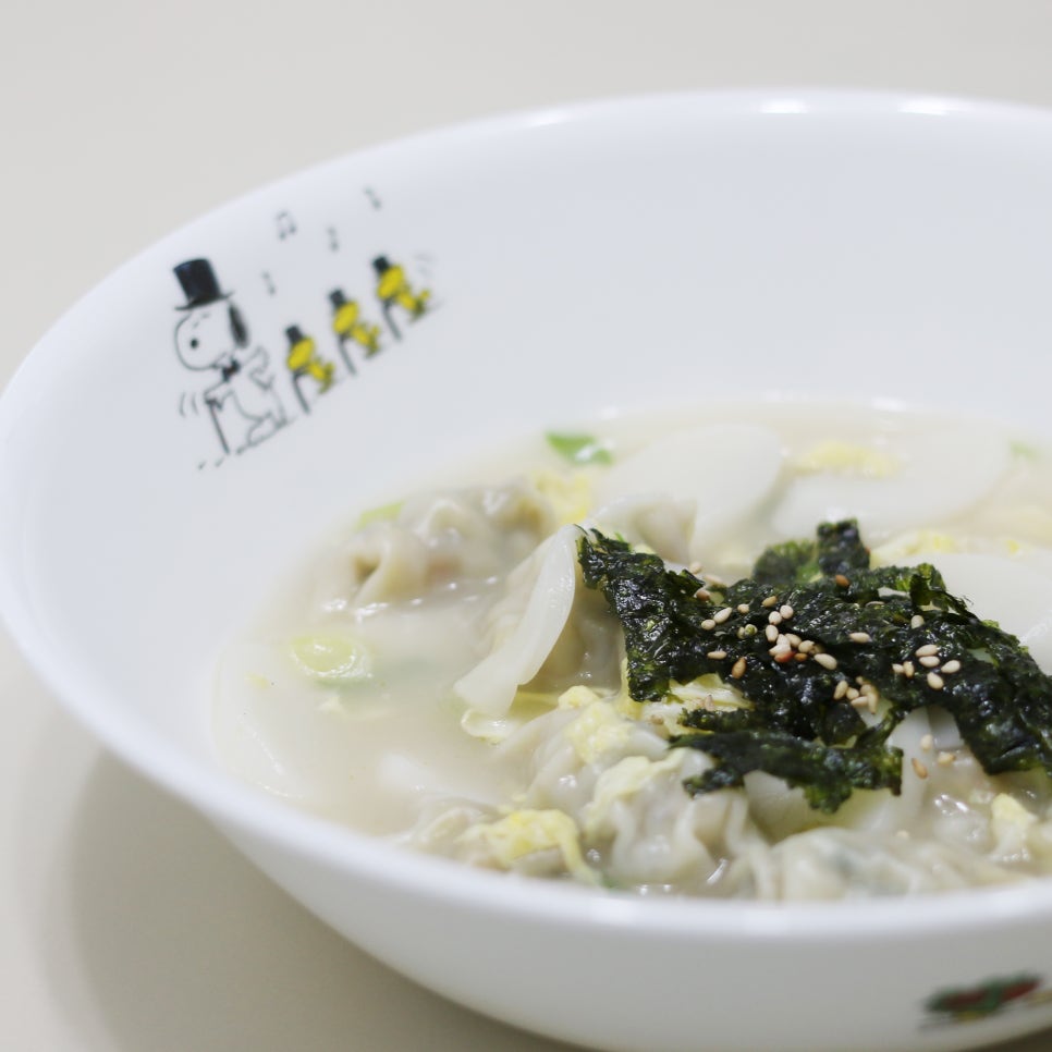 다담은 더진한 육수한알 사골 초간단 떡만둣국 : 네이버 블로그