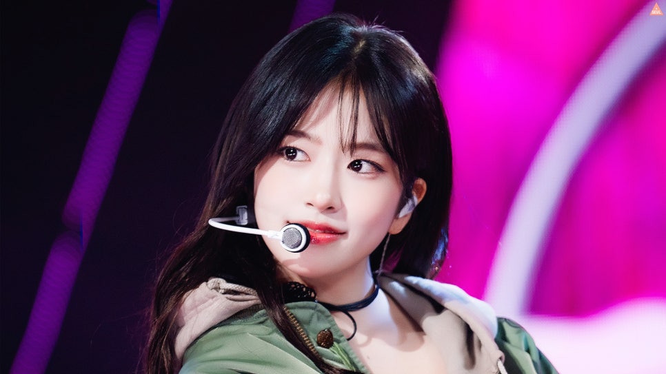 아이브 안유진 Off The Record 무대 컴퓨터바탕화면by슬짱 네이버 블로그