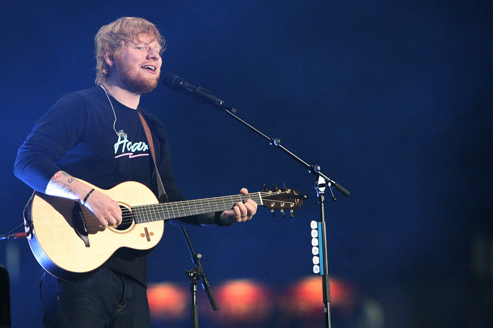 [오늘의곡#2] 에드 시런 Ed Sheeran 의 Save Myself : 네이버 블로그