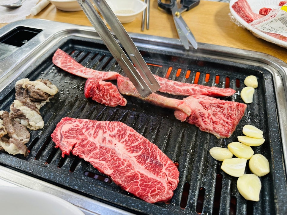 영월맛집 강원도 영월 한우 동강한우타운 가성비 소고기맛집 한우정육식당 3인가족 11만원 돈으로 소고기 배터지게 먹기등심