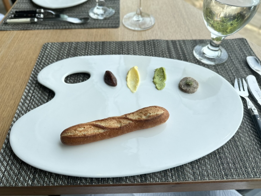 [안국역 삼청동] 르꼬숑(Le couchon) 프렌치 파인다이닝 생일기념 런치 방문 (feat. 창덕궁뷰맛집) : 네이버 블로그