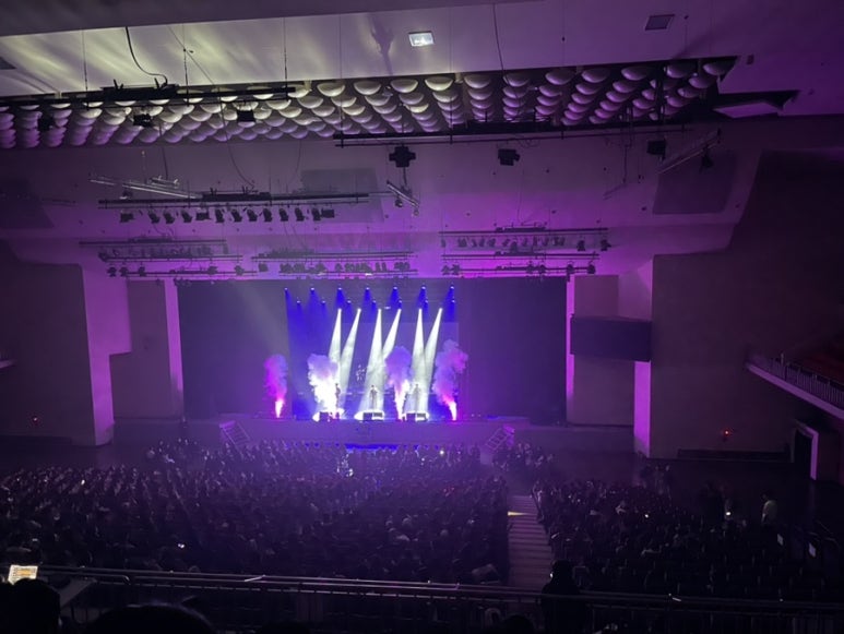 [V.O.S 부산 콘서트] KBS홀 콘서트 2층 관람 후기(2층 시야 및 주차 팁) : 네이버 블로그