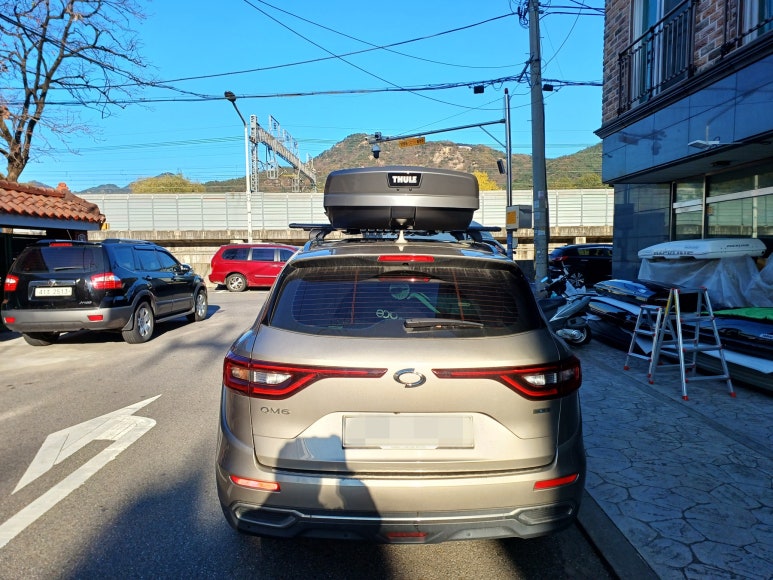 QM6 툴레 루프박스 끝판 모션XT 알파인 안전한 슬라이드락 탑재 : 네이버 블로그