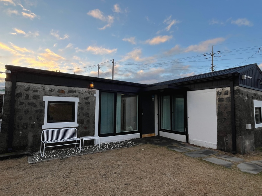 자쿠지 숙소 산방산 유채꽃 뷰 서귀포 독채 펜션 사계오름, 요듸 후기 : 네이버 블로그