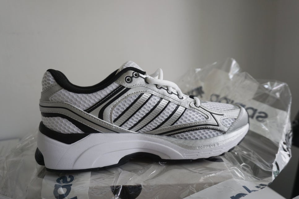 아디다스 스피리테인 2.0 IH0274 사이즈 + 착샷 후기 : 네이버 블로그