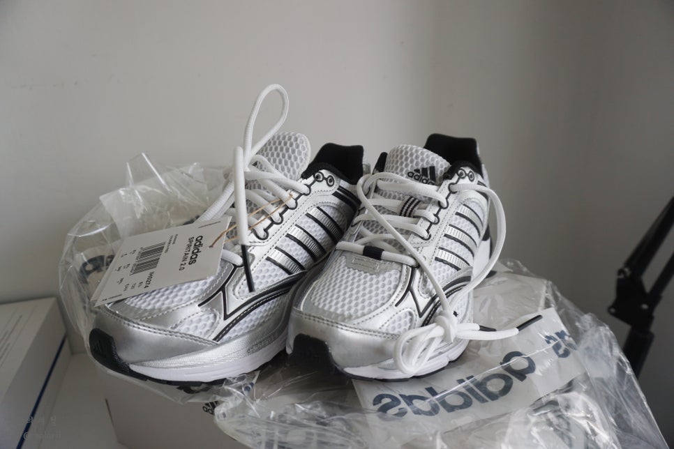 아디다스 스피리테인 2.0 IH0274 사이즈 + 착샷 후기 : 네이버 블로그