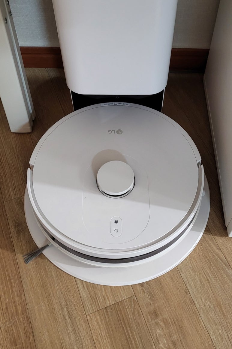 리뷰 / LG전자 코드 제로 R585HKA R5 로봇 무선 청소기 + 물걸레 : 네이버 블로그