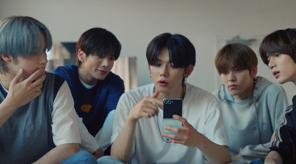 투모로우바이투게더 - Open Always Wins 뮤비 듣기 가사 해석 투바투 TXT 삼성 갤럭시 브랜드 음원 : 네이버 블로그