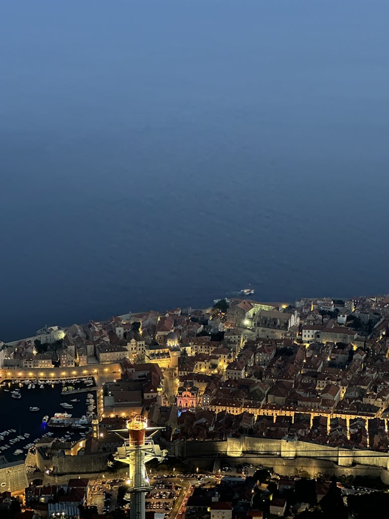 [7월 두브로브니크 3박 4일] 3일차 두브로브니크패스/성벽투어/감성바&카페 CAVEBAR/해산물 맛집 FISH BAR EL ...