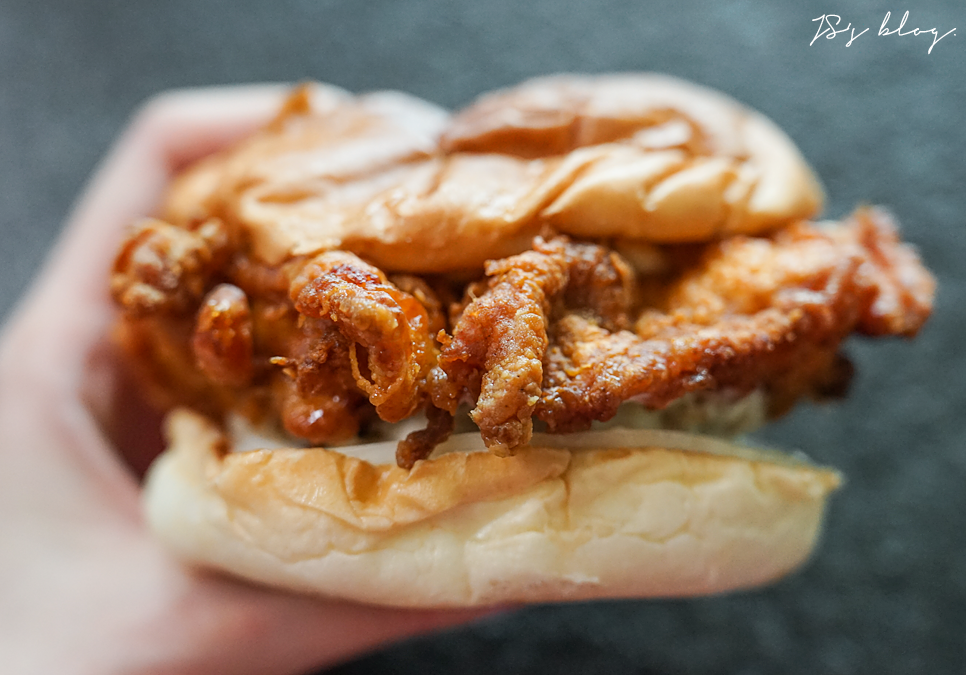 [UMBURGER & WINGS] 햄버거 신상 브랜드 푸라닭이 만든 움버거앤윙스 : 네이버 블로그