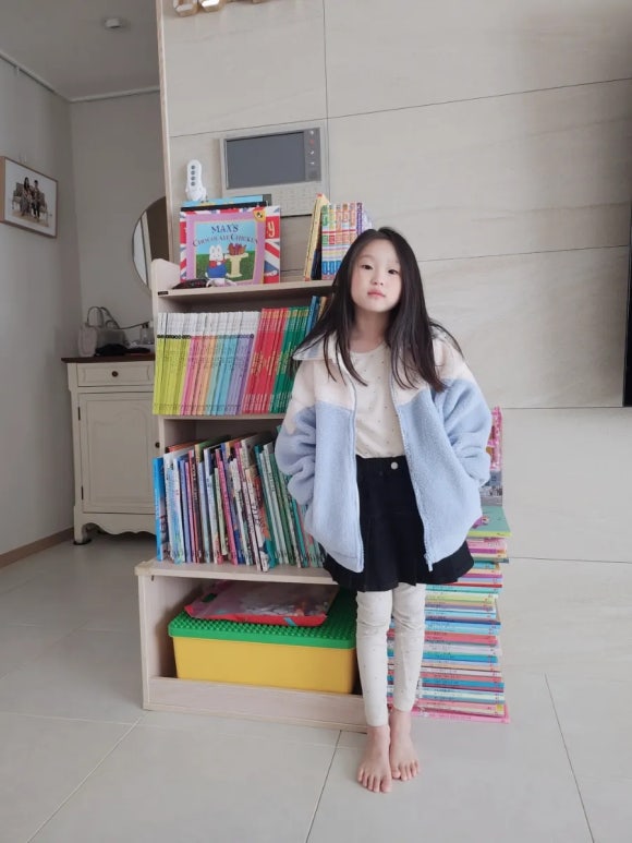 [베베테일러] 세일득템! 여아 입학선물 추천! 여아 플리스, 여아 치마. : 네이버 블로그