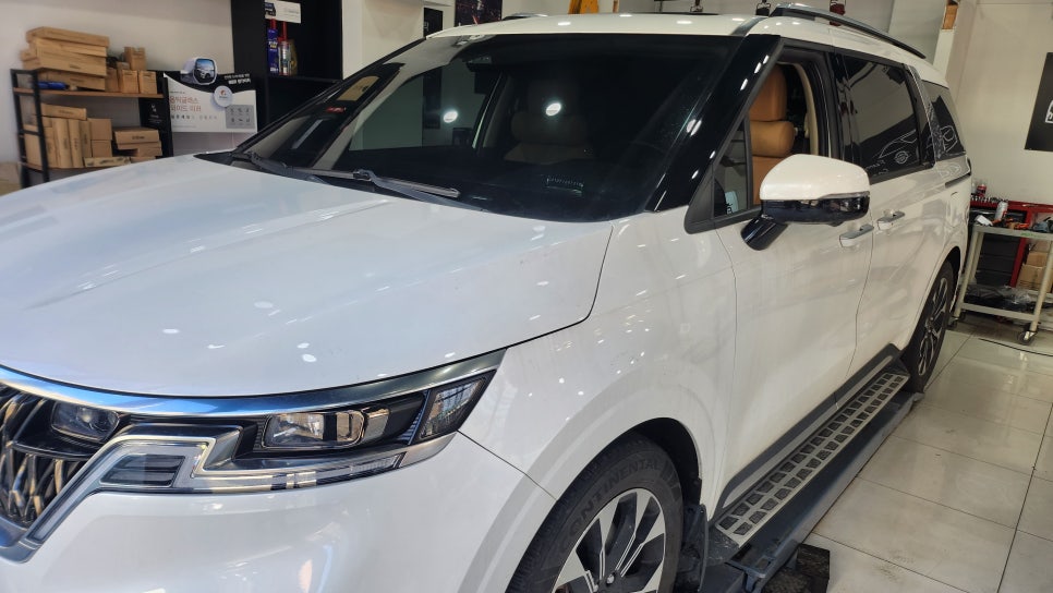 KA4카니발 트렁크등 LED 식빵등 장착 - Funny : 네이버 블로그