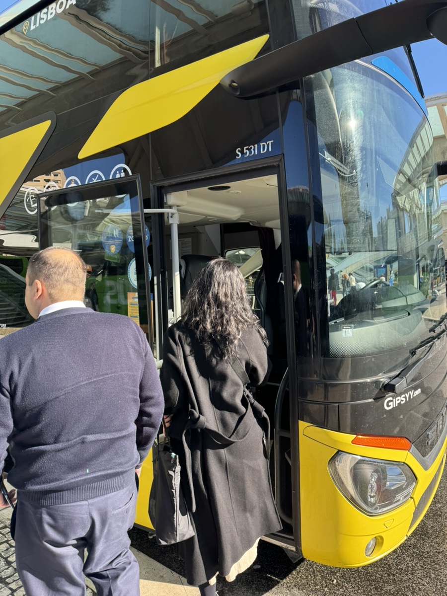 설자매여행 포르투갈&스페인 : 리스본 오리엔트 역 집시버스 타는 곳 (리스본에서 포르투 GIPSYY BUS타고 이동하기 버스 ...