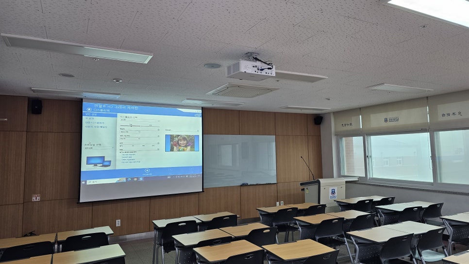 * 대학교강의실 빔프로젝터 62대 교체 * : 네이버 블로그