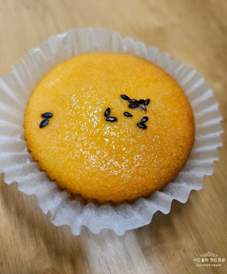 기타큐슈 공항 면세점 과자 쿠로고마 스위트 포테이토 케이크(검은깨 고구마 빵) : 네이버 블로그