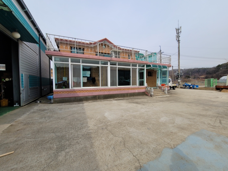 파주페인트 외부 외벽 수성페인트 벽돌벽 유성발수제 작업으로 장마철 누수 걱정 Stop 삼화페인트 아이생각외부프로