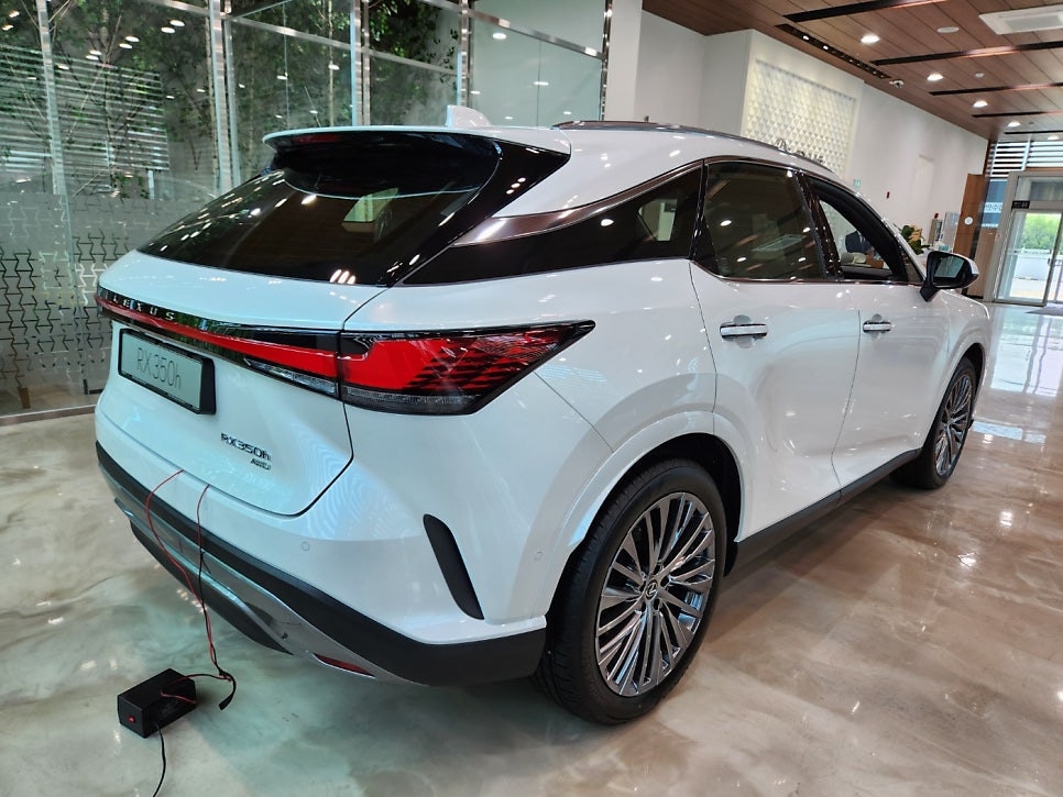 렉서스 RX350h 하이브리드 가격 제원 알아봤더니 "확실히 제네시스 gv80 보다 2배 더 좋다!" 그 이유는? : 네이버 블로그