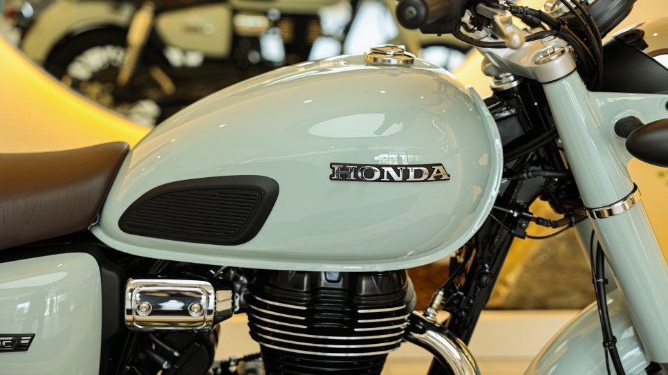"슈퍼커브 부족하면 이거 어때?" 혼다 클래식 바이크 GB350C 역대급 오토바이 출시에 가슴 뛰는 바린이 여기 있소! : 네이버 블로그