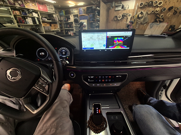 렉스턴 뉴아레나 앰프 서브우퍼 안드로이드 m2c 200a plus 셋탑 시공 포스팅입니다. 동탄 카오디오 : 네이버 블로그