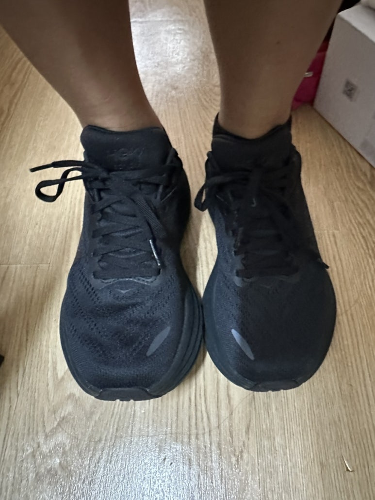 호카 오네오네 여성 본디 8 BBLC 와이드(1127954-BBLC) 245 사이즈 내돈내산 후기 : 네이버 블로그