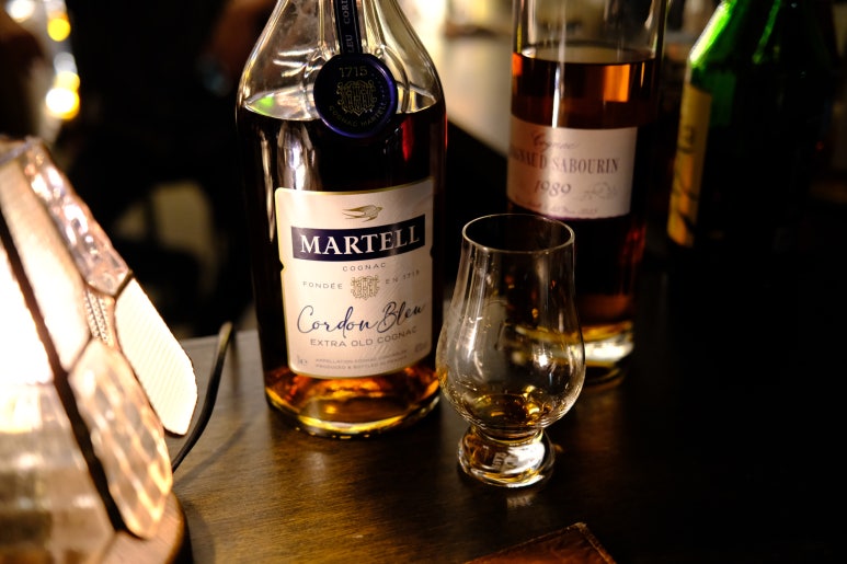 블루 리본의 고급 꼬냑 : 마르텔 꼬르동블루 (Martell Cordon Bleu) : 네이버 블로그