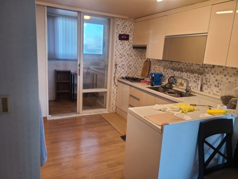 이사시 입주청소 도배장판 몰딩페인트 타일교체 욕실수리 : 네이버 블로그