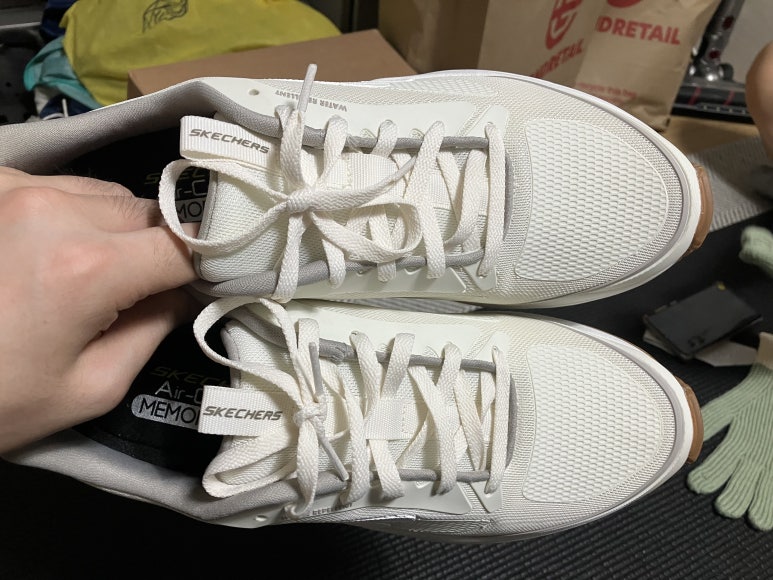 가성비 발편한 남자 운동화 일상화 스케쳐스 에어쿨 메모리폼 Skechers Air Cooled Memory Foam