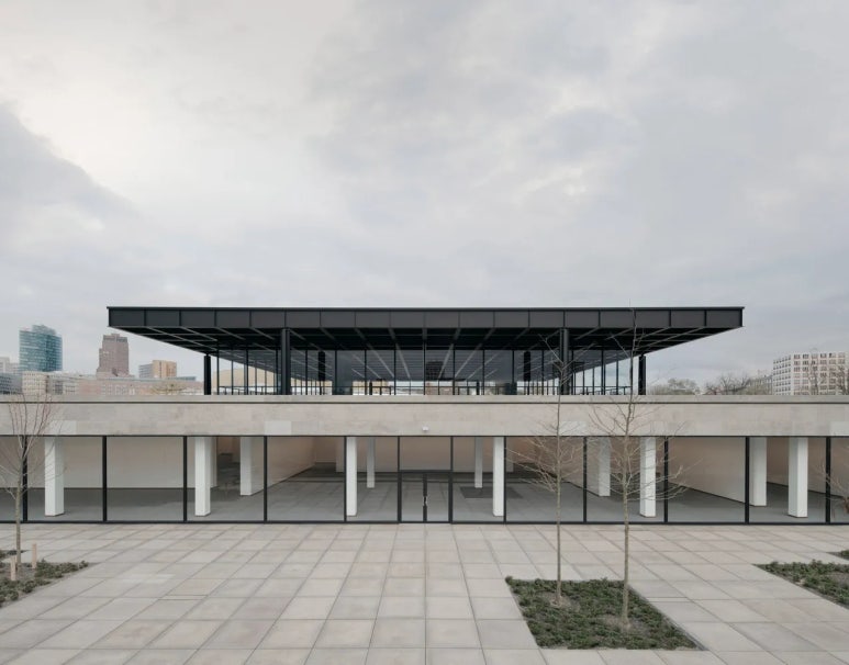 미스 반 데어 로에 (Mies van der Rohe & David Chipperfield)의 리노베이션에 (Neue ...