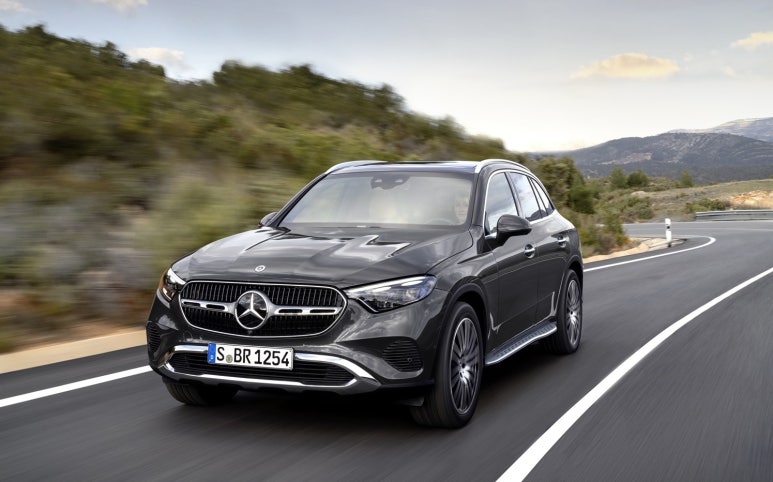 벤츠, 3세대 GLC 공개…"투명 보닛부터 후륜 조향까지!" : 네이버 블로그