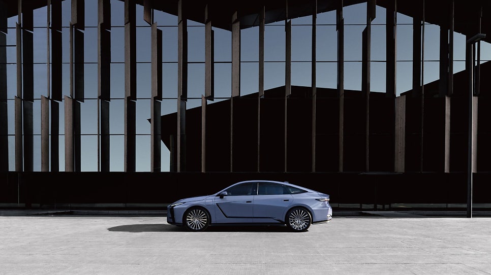 2026 렉서스 신형 ES 공개 ES300h와 ES350h 하이브리드, ES350e와 ES500e 전기차의 디자인, 실내, 제원 ...