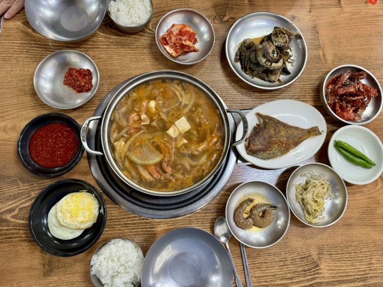 (진주)진주 은성 게장 - 10,000원에 게장, 새우장, 해물탕까지 가성비 좋은 백반. : 네이버 블로그