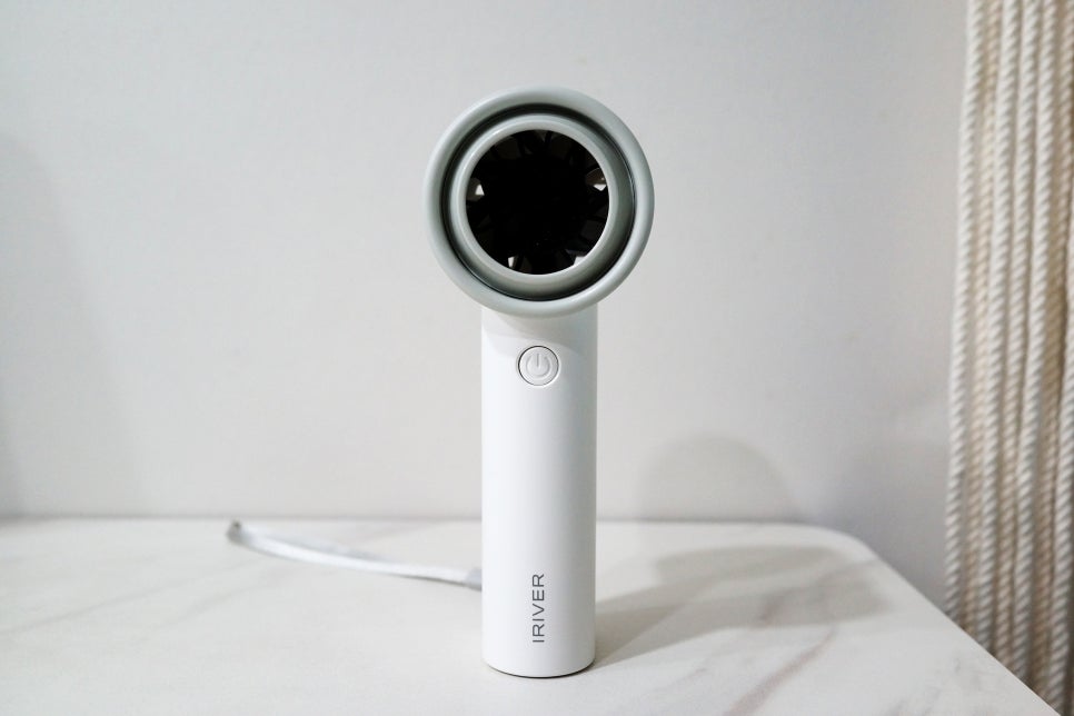 아이리버 아이스파워 IF-30T 저소음 자립형 미니 선풍기 : 슬림한 디자인과 강력한 성능을 모두 갖춘 여름 필수템 : 네이버 블로그