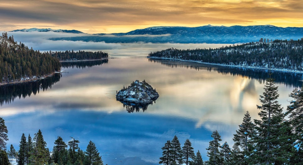 파넷 섬(Fannette Island), 미국 캘리포니아주 레이크 타호(Lake Tahoe)의 에메랄드 베이(Emerald Bay) 안에 위치한 유일한 섬 : 네이버 블로그