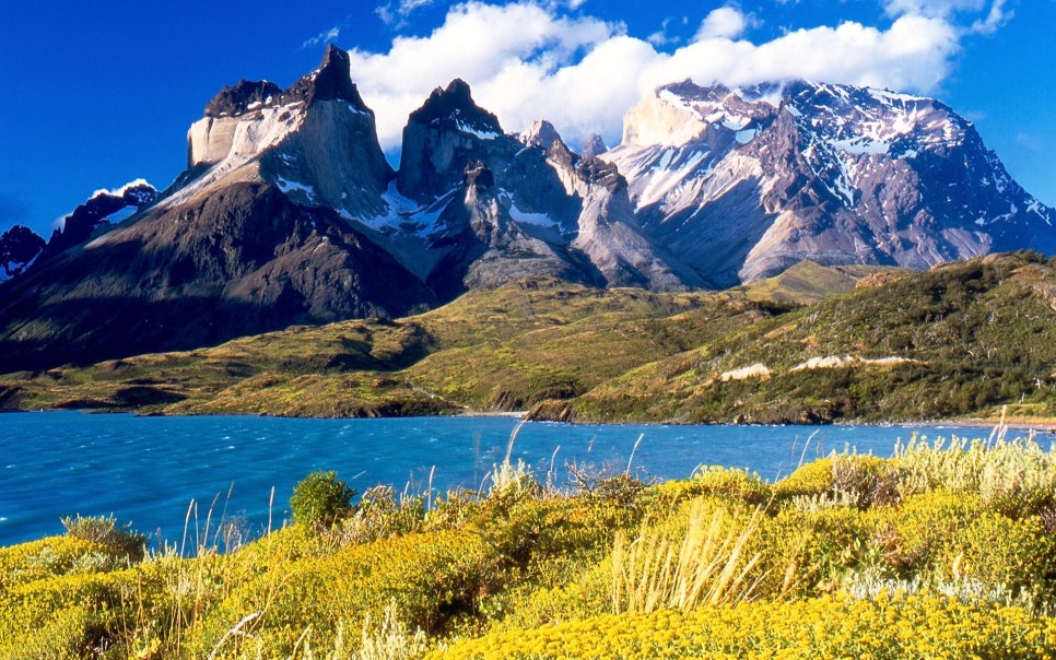 토레스 델 파이네 국립공원(Torres del Paine National Park) 칠레 파타고니아 지역에 위치한 세계 10대 ...