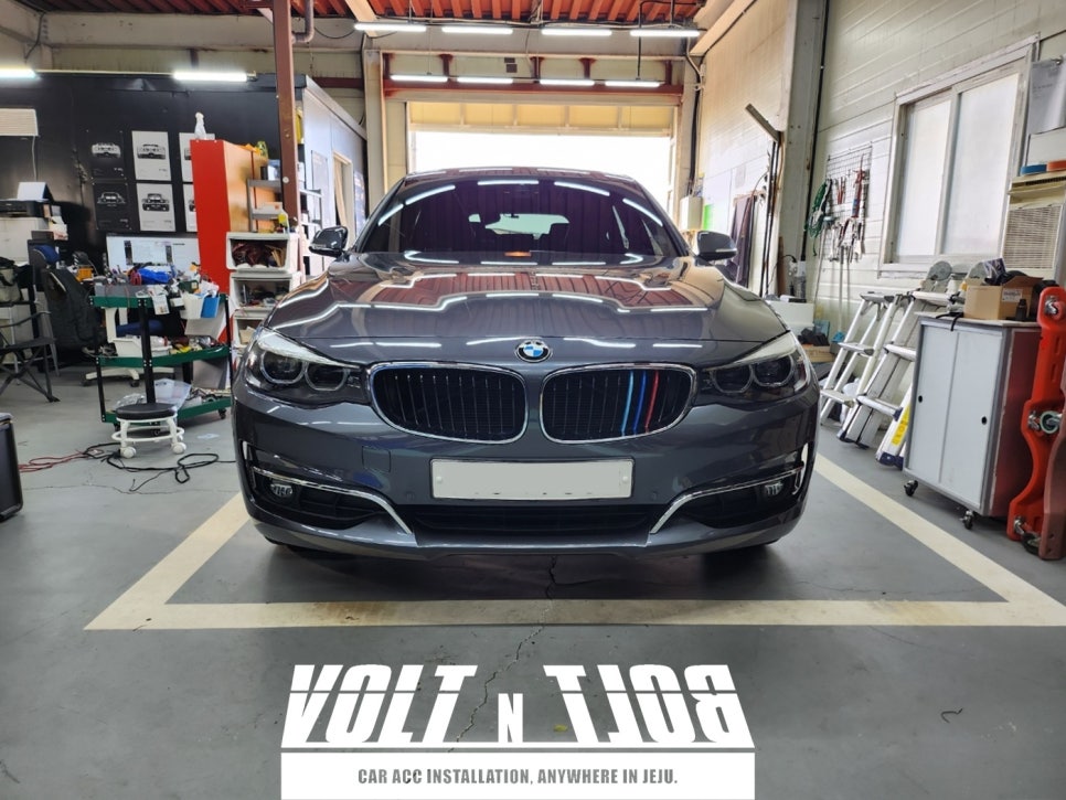 제주 BMW 3GT F34 아이나비 QXD1플러스 프리미엄 흡음시공 : 네이버 블로그