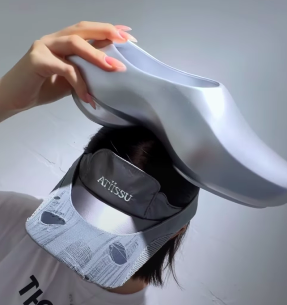 【Atiissu（アティス）とは？】ジェントルモンスター新ブランドが帽子に込めた世界観とは - seoulhikmagazine.com