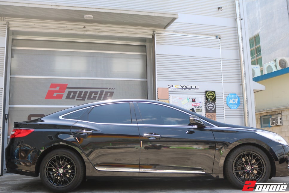 그랜저HG 청주 휠튜닝 전문점에서 라이노스 18인치 선택했어요 ~ : 네이버 블로그