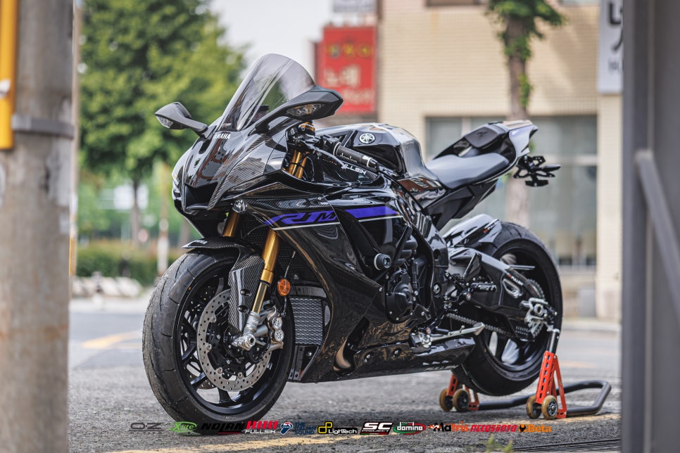 이제 진짜 마지막..! YZF-R1M 마지막 1대 신차 출고 야마하 창원 딜러 GP 모터스 : 네이버 블로그