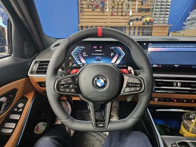 [더비머] BMW 3시리즈 G20 M320i D컷 커스텀 핸들 파츠 튜닝 : 네이버 블로그