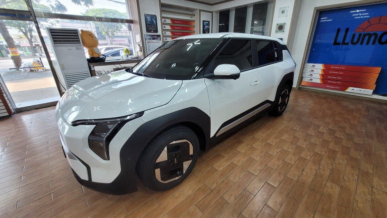 [ 인천 EV3 신차패키지 ] EV3 스노우화이트펄 색상 버텍스500 썬팅 by 루마버텍스 인천서구청점 : 네이버 블로그