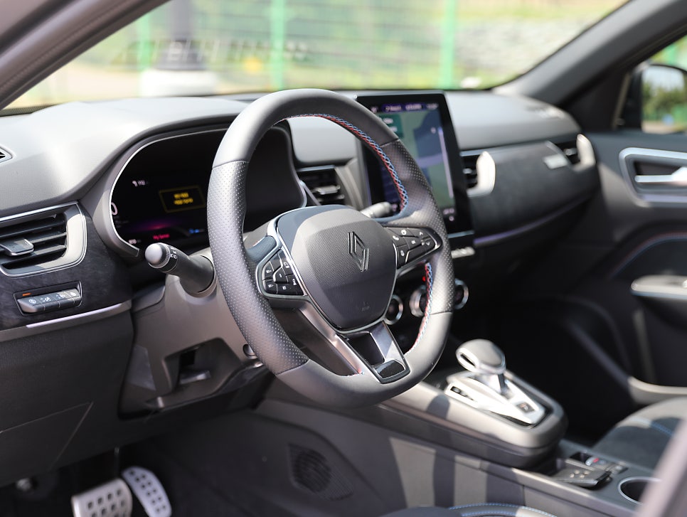 2026 르노 아르카나 하이브리드 E-Tech 에스프리 알핀 시승기 : 네이버 블로그